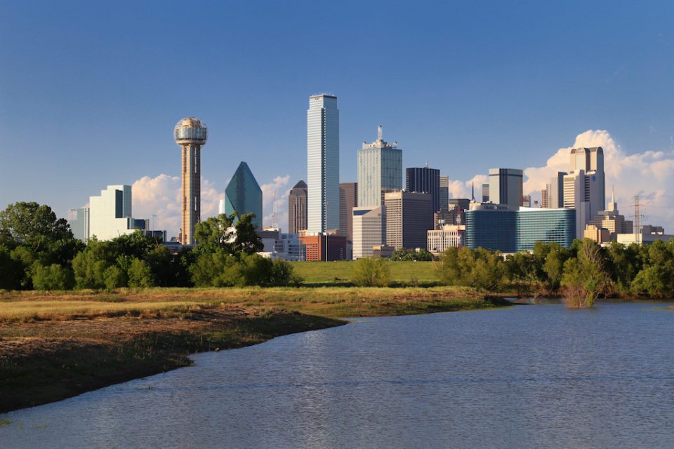 Best Places to View and Photograph the Dallas Skyline - UponArriving