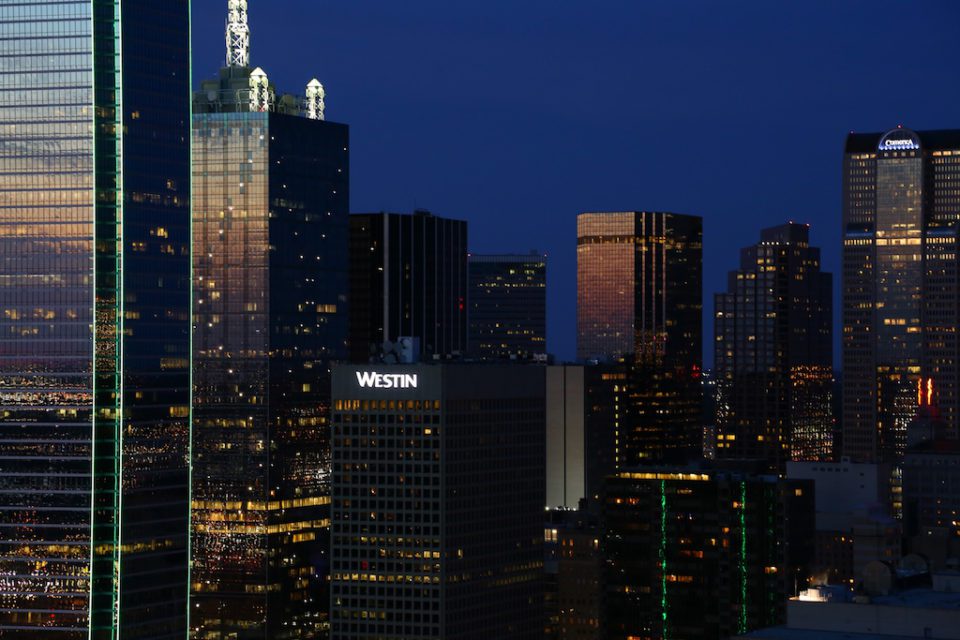 Best Places to View and Photograph the Dallas Skyline - UponArriving