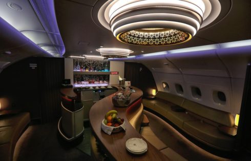 Qatar Airways Bar 2 - UponArriving