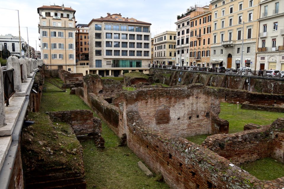 This Boutique Hotel Has Insane Colosseum Views — My Palazzo Manfredi ...
