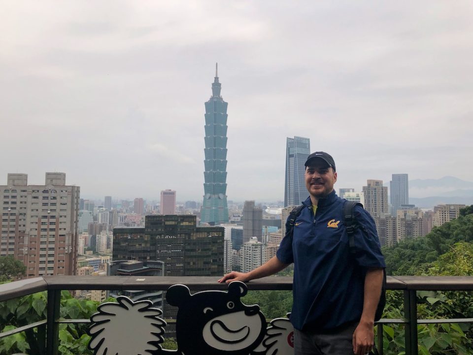 Ultimate Guide to Elephant Mountain in Taipei (象山, Xiangshan ...