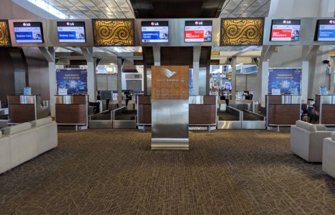 Garuda premium check-in - UponArriving