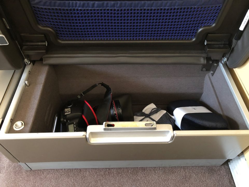 Lufthansa First Class Guide & Review [2021] - UponArriving