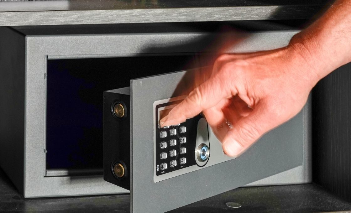 Is It Safe To Use A Hotel Room Safe 2021 UponArriving