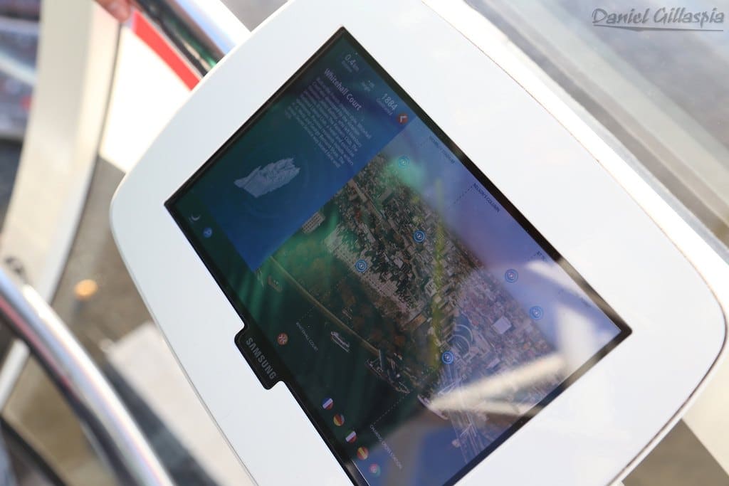 Tablet-in-capsule-of-The-London-Eye - UponArriving