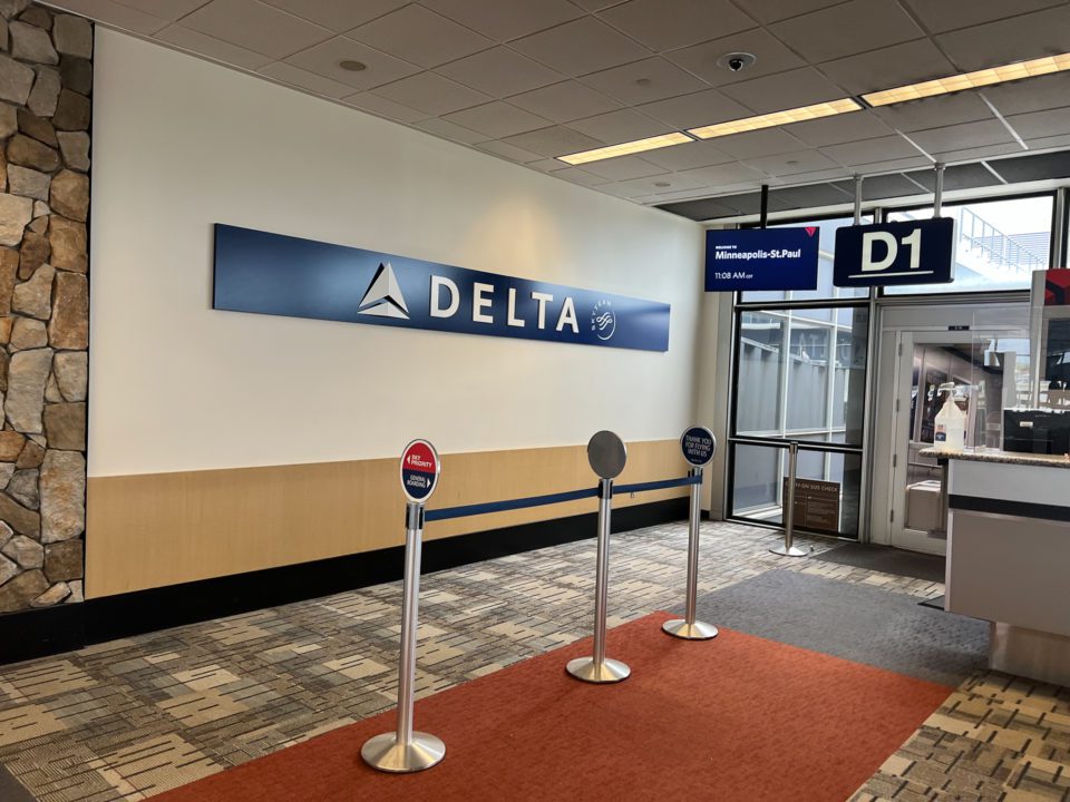 Delta Airlines Lost & Found Guide (W/Steps to Recover Your Item) [2023 ...