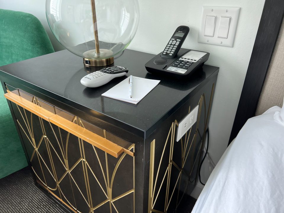 Review: The Laura Hotel Downtown Houston - UponArriving