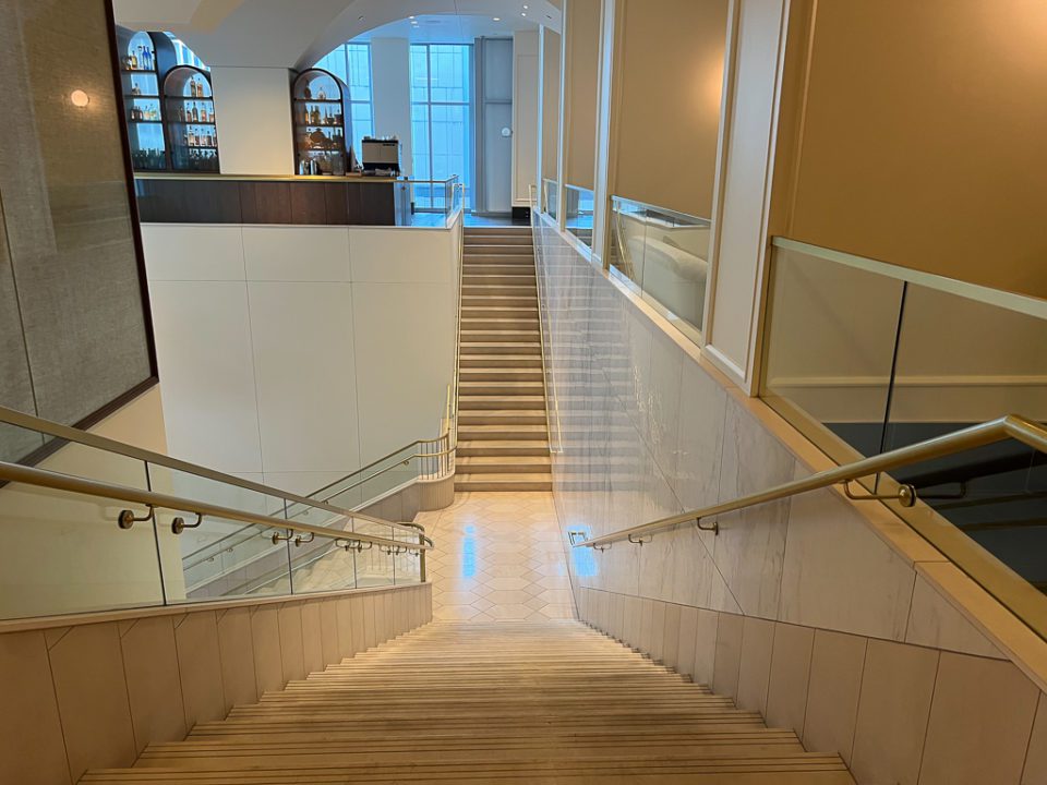 Review: The Laura Hotel Downtown Houston - UponArriving