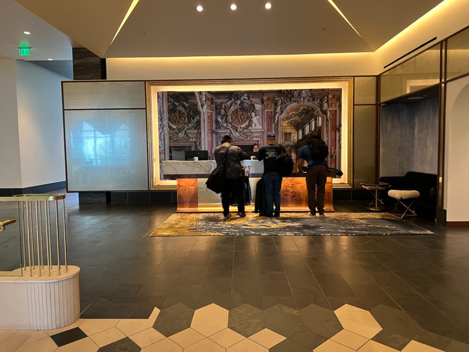 Review: The Laura Hotel Downtown Houston - UponArriving