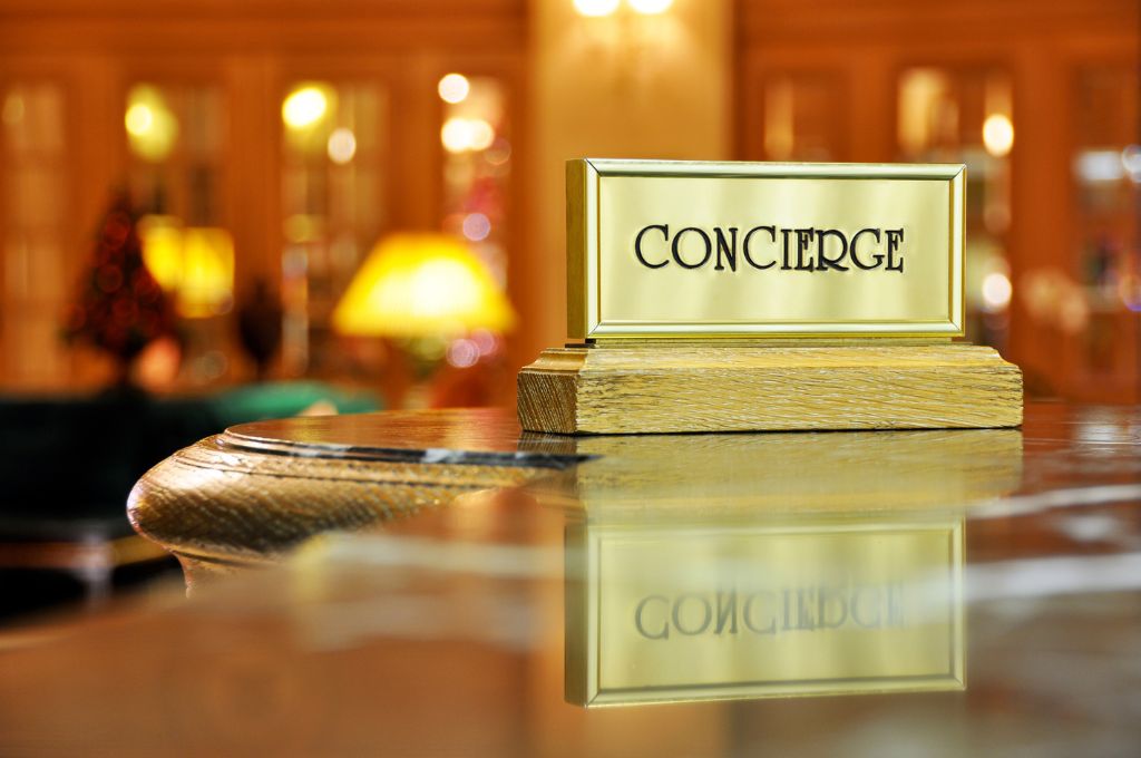 Using The Hotel Concierge: Your Complete Guide to Tipping & Making ...