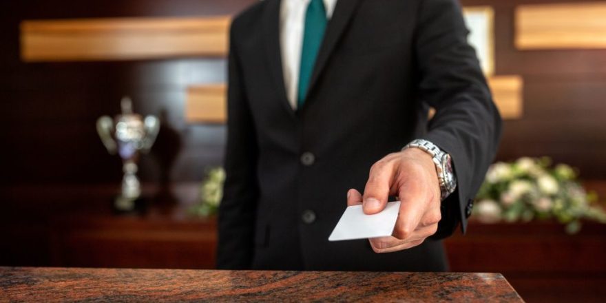 Hotel Room Key Lost or Not Working? Here's What to Do - UponArriving