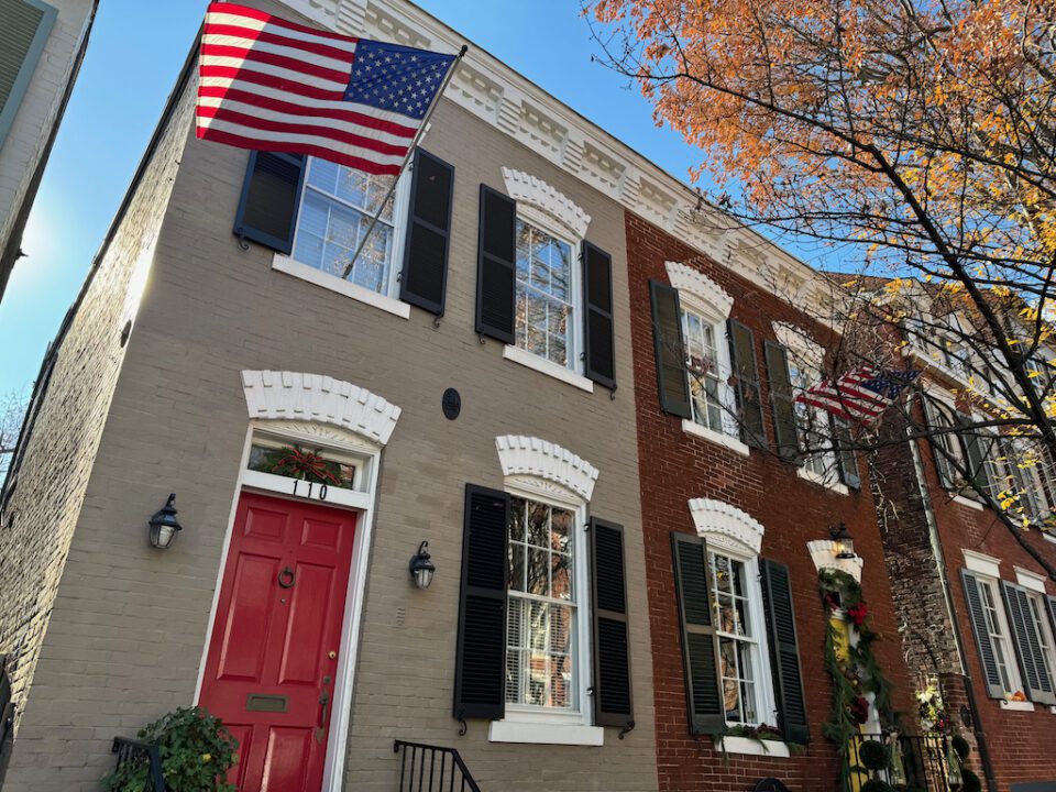 Visiting Captains Row in Old Town Alexandria: A Historic Gem - UponArriving