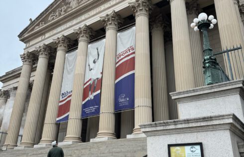 Rotunda-at-the-National-Archives-Museum_14 - UponArriving
