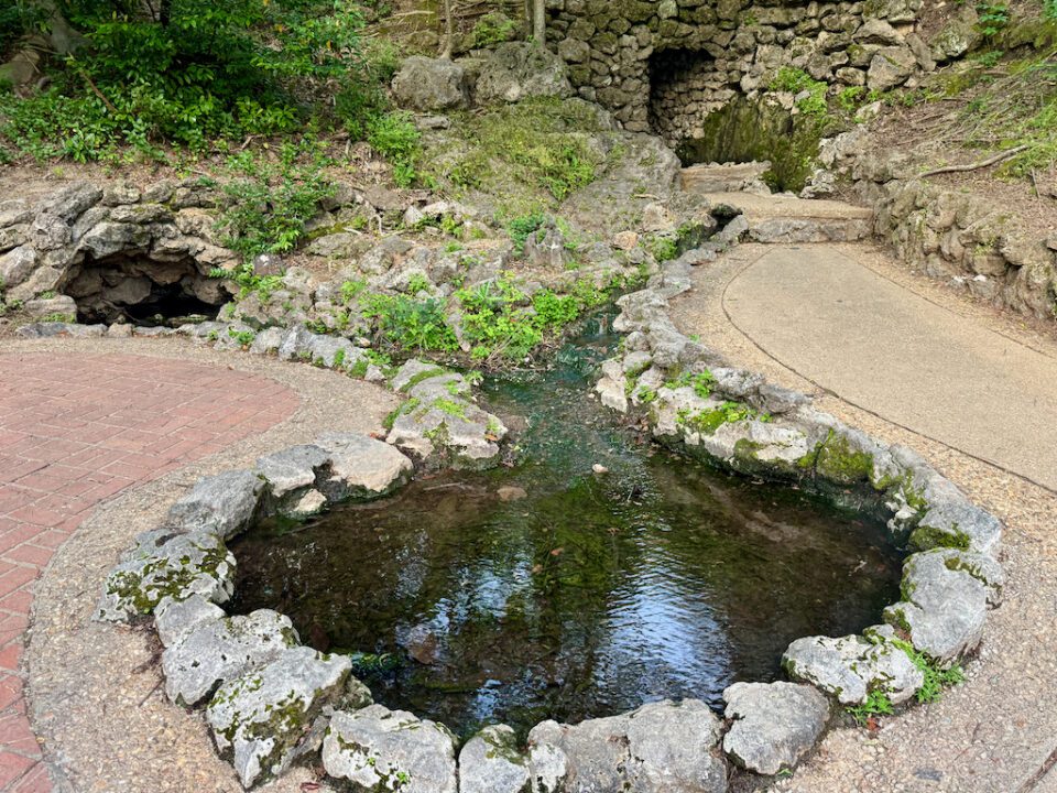 6 Ways to Experience the Therapeutic Hot Springs Water at Hot Springs ...