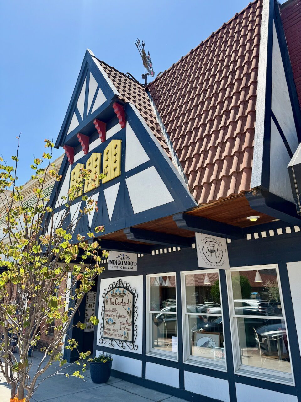 Exploring "Little Sweden, USA" in Lindsborg, Kansas, A Charming Great ...